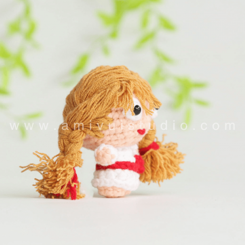 Little tiny amigurumi Annabelle doll Free crochet pattern - Amivui Studio